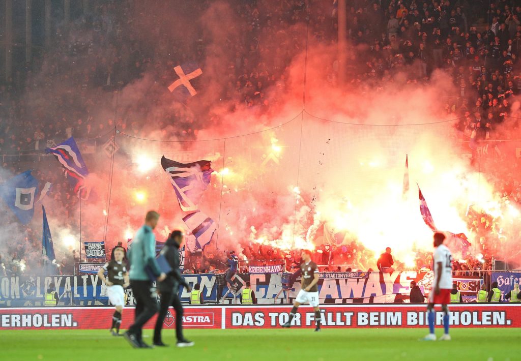 Pyro-Hammer: HSV und St. Pauli sollen 430.000 Euro zahlen – liga2-online.de