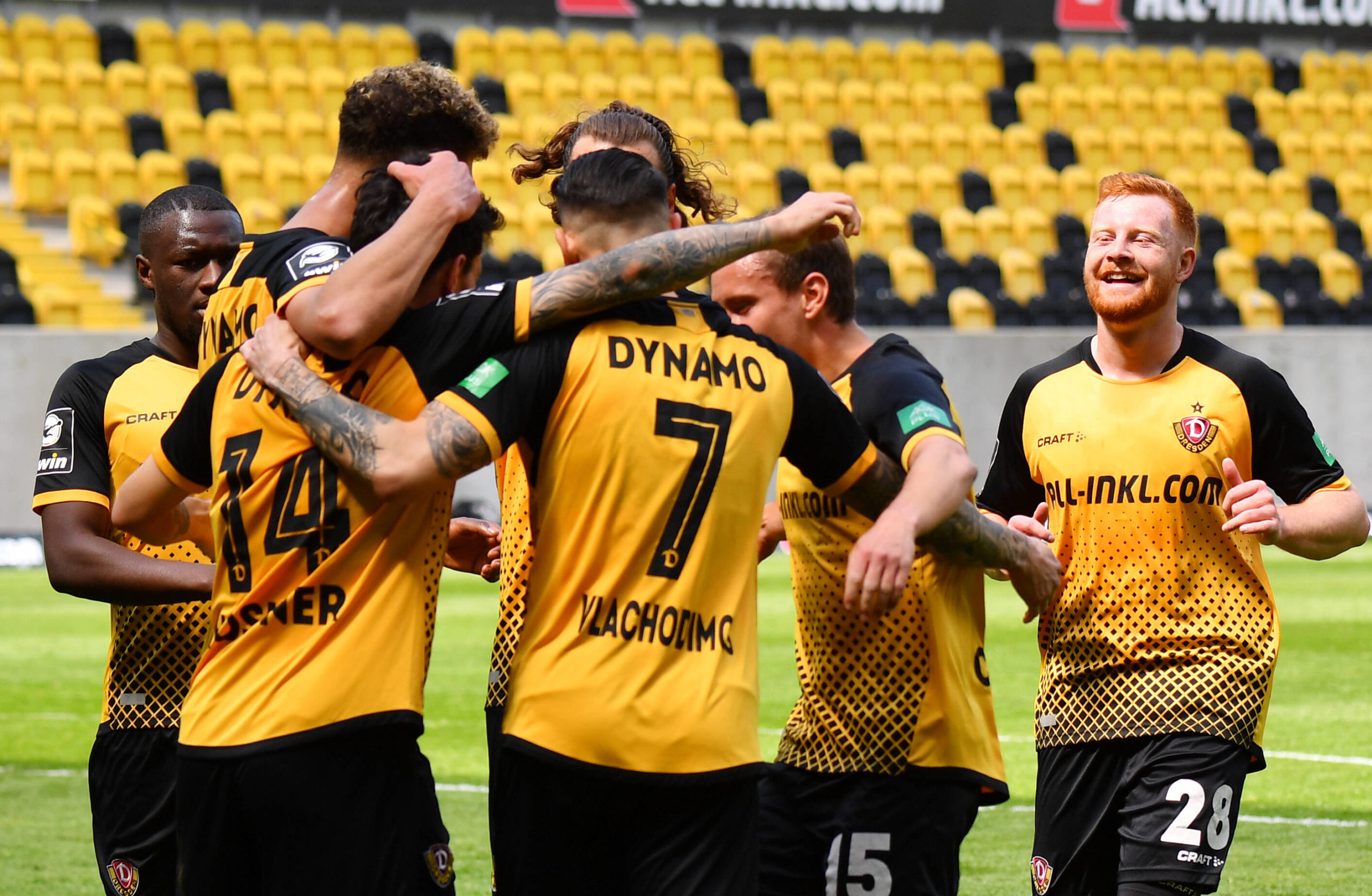 Aufstiegsrennen der 3. Liga: Dynamo vor Rückkehr und ein Dreikampf ...