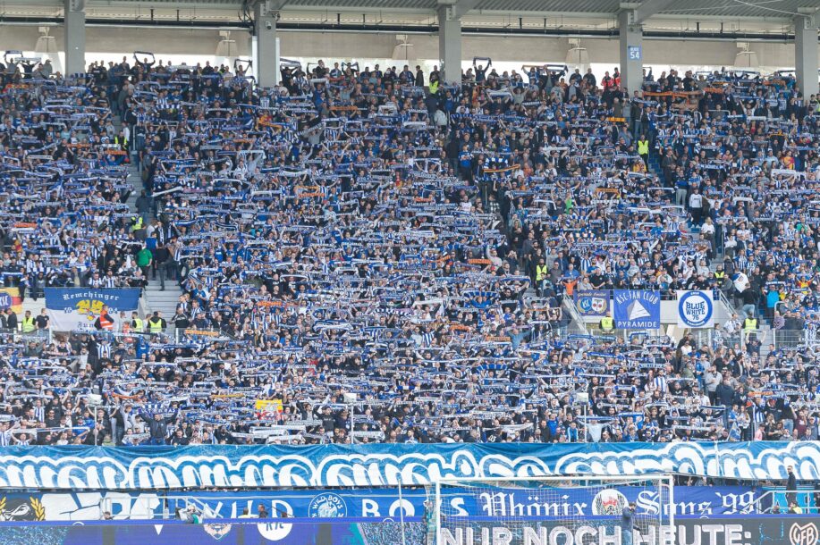 Die Zuschauer-Entwicklung der Zweitligisten #5: Karlsruher SC – liga2 ... Die Zuschauer-Entwicklung der Zweitligisten #5: Karlsruher SC – liga2 ...