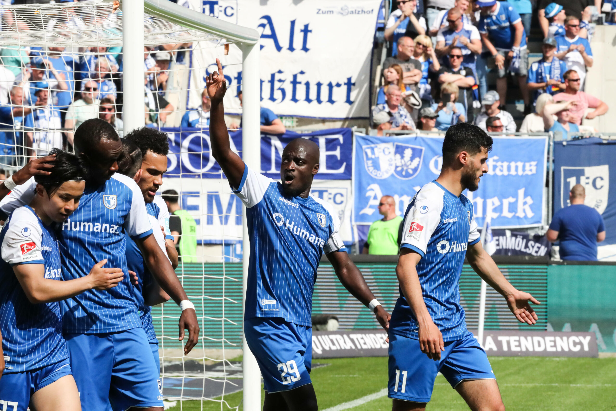 FCM-Fest zum Saisonabschluss: „Nochmal unsere DNA gezeigt“ – liga2 ...