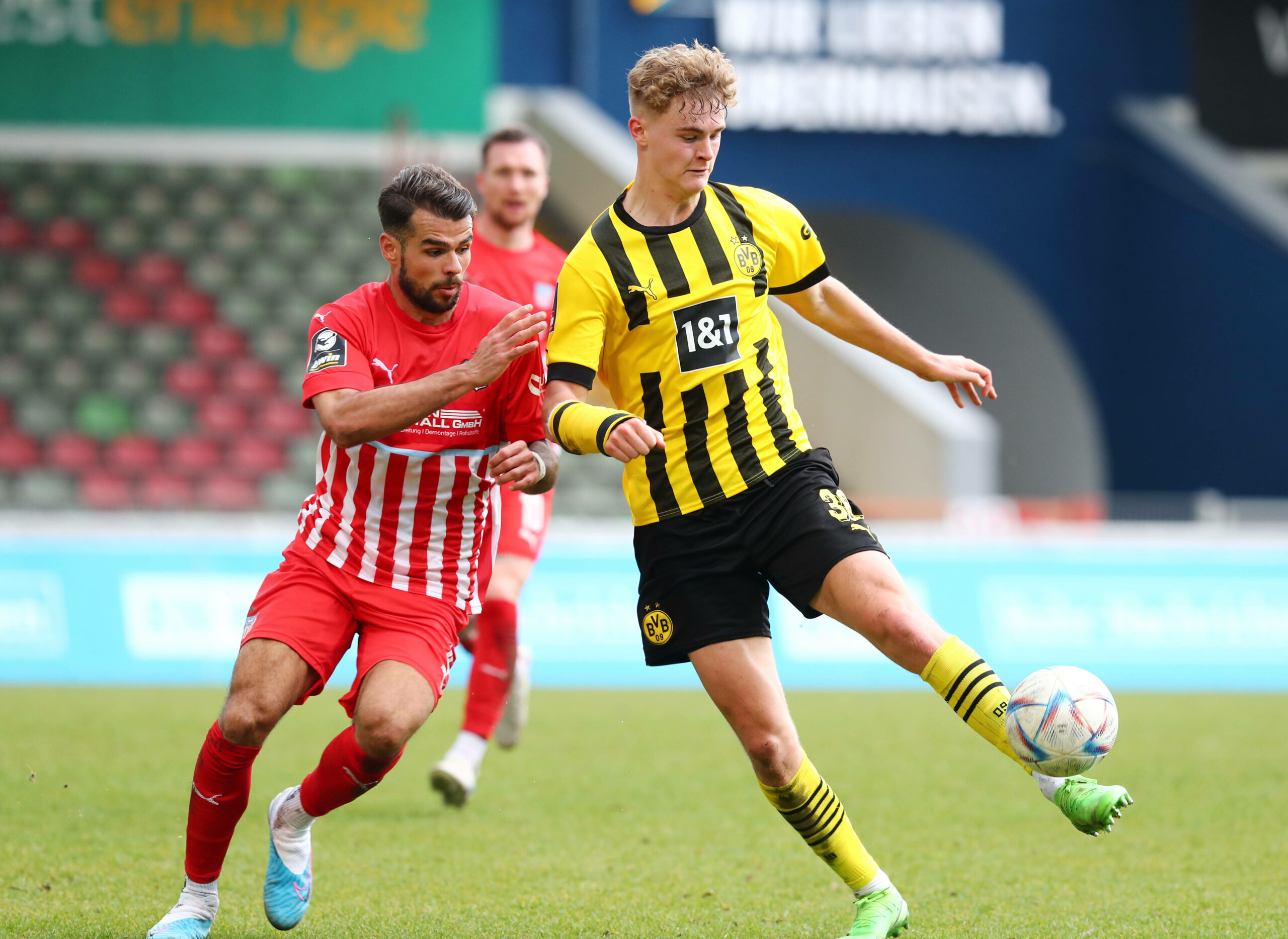 Holstein Kiel: BVB-Supertalent Rothe für ein Jahr ausgeliehen – liga2 ...