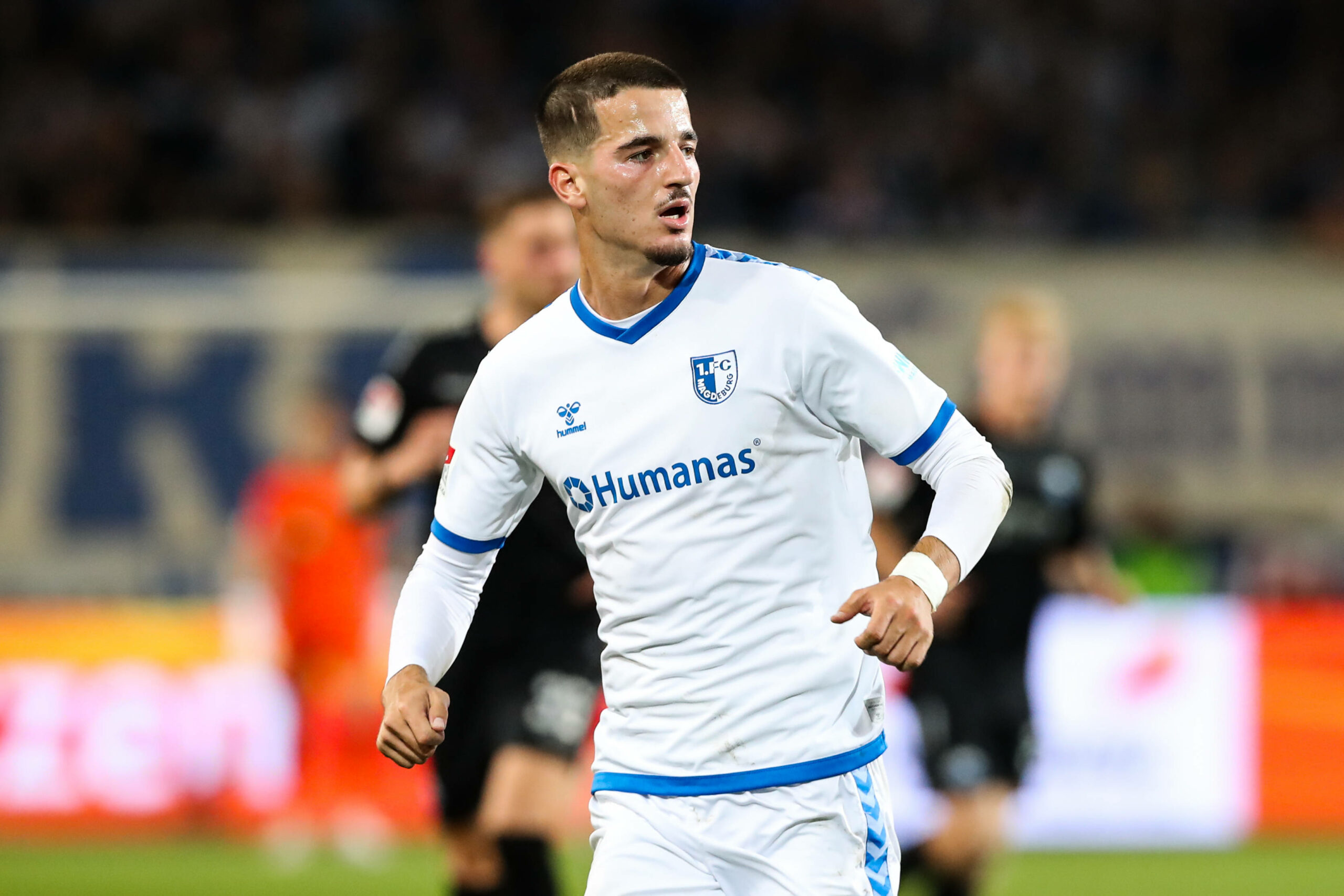 Hoti über Zweitliga-Debüt beim FCM: „Schritt für Schritt verbessern ...