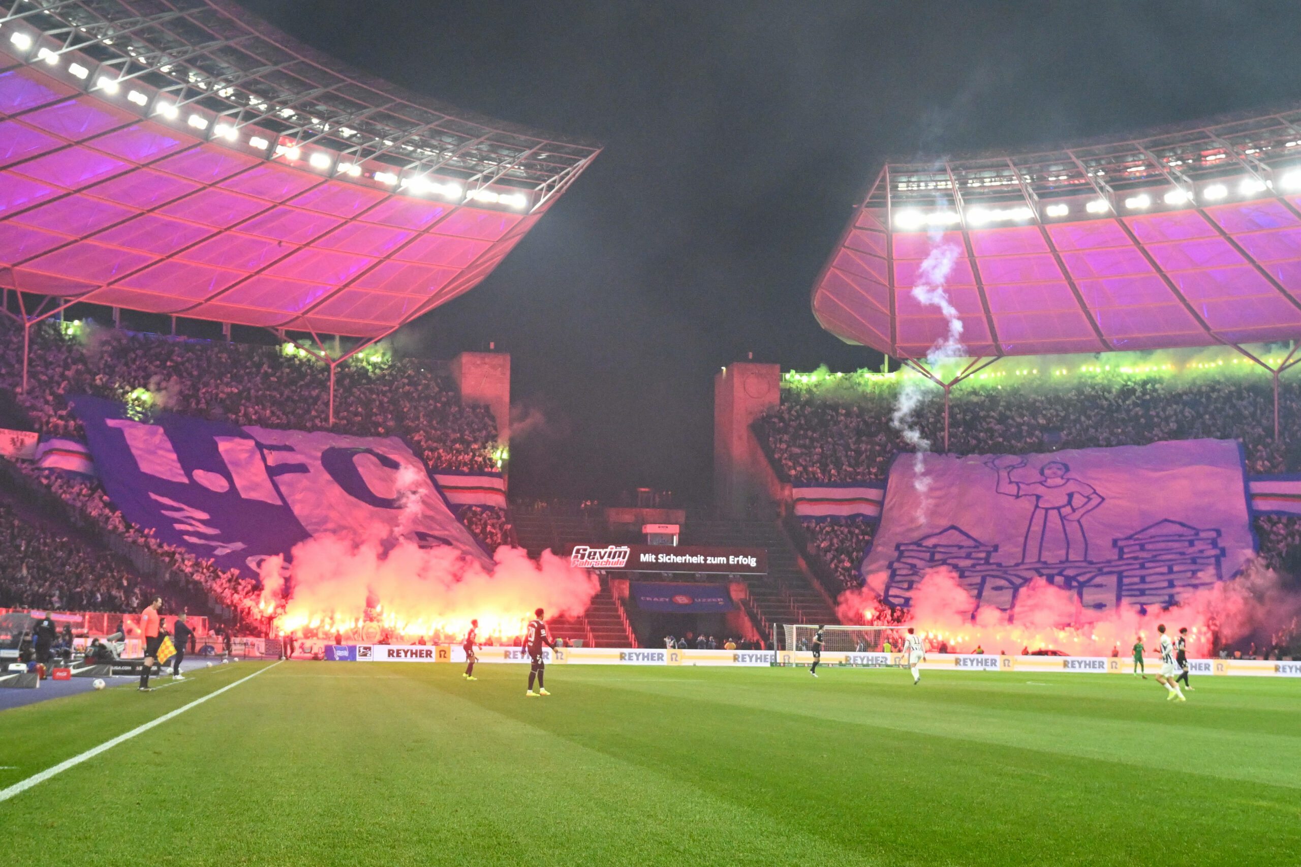 Video: 17.000 FCM-Fans beim Auswärtsspiel in Berlin – liga2-online.de
