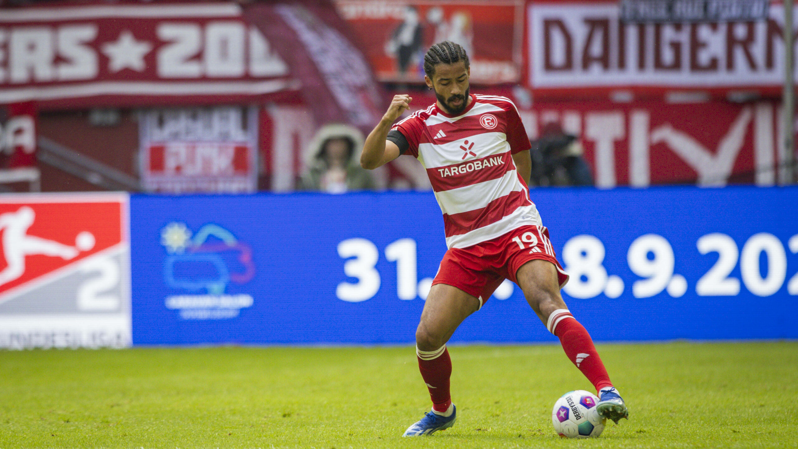 „Identifikationsfigur für alle Fortunen“: F95 verlängert mit Iyoha – liga2-online.de