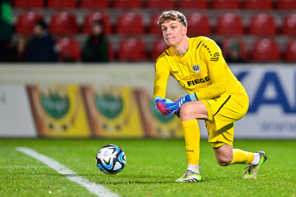 Entscheidung gefallen: Torwart Schenk bleibt in Münster – liga2-online.de