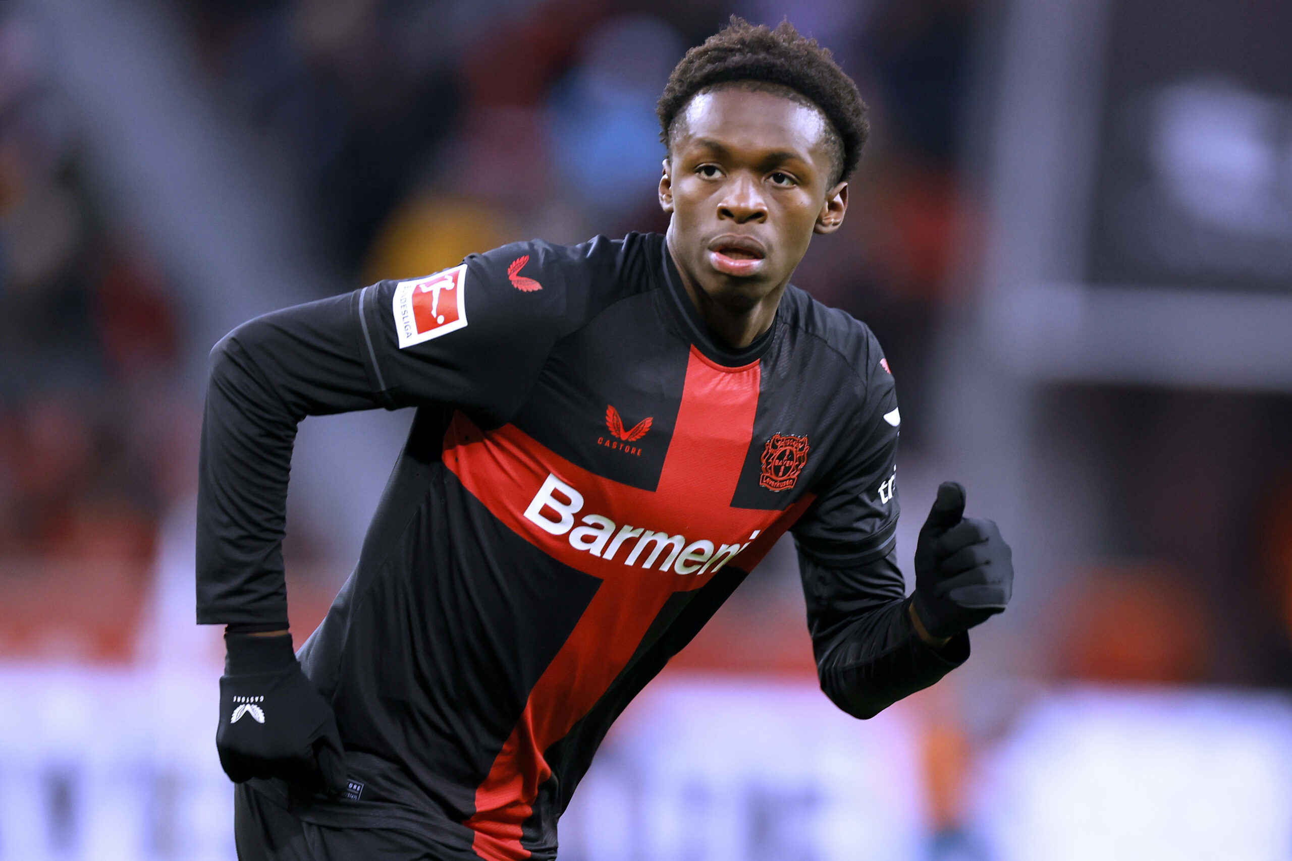 Düsseldorf holt Meisterspieler: Noah Mbamba von Bayer ausgeliehen ...