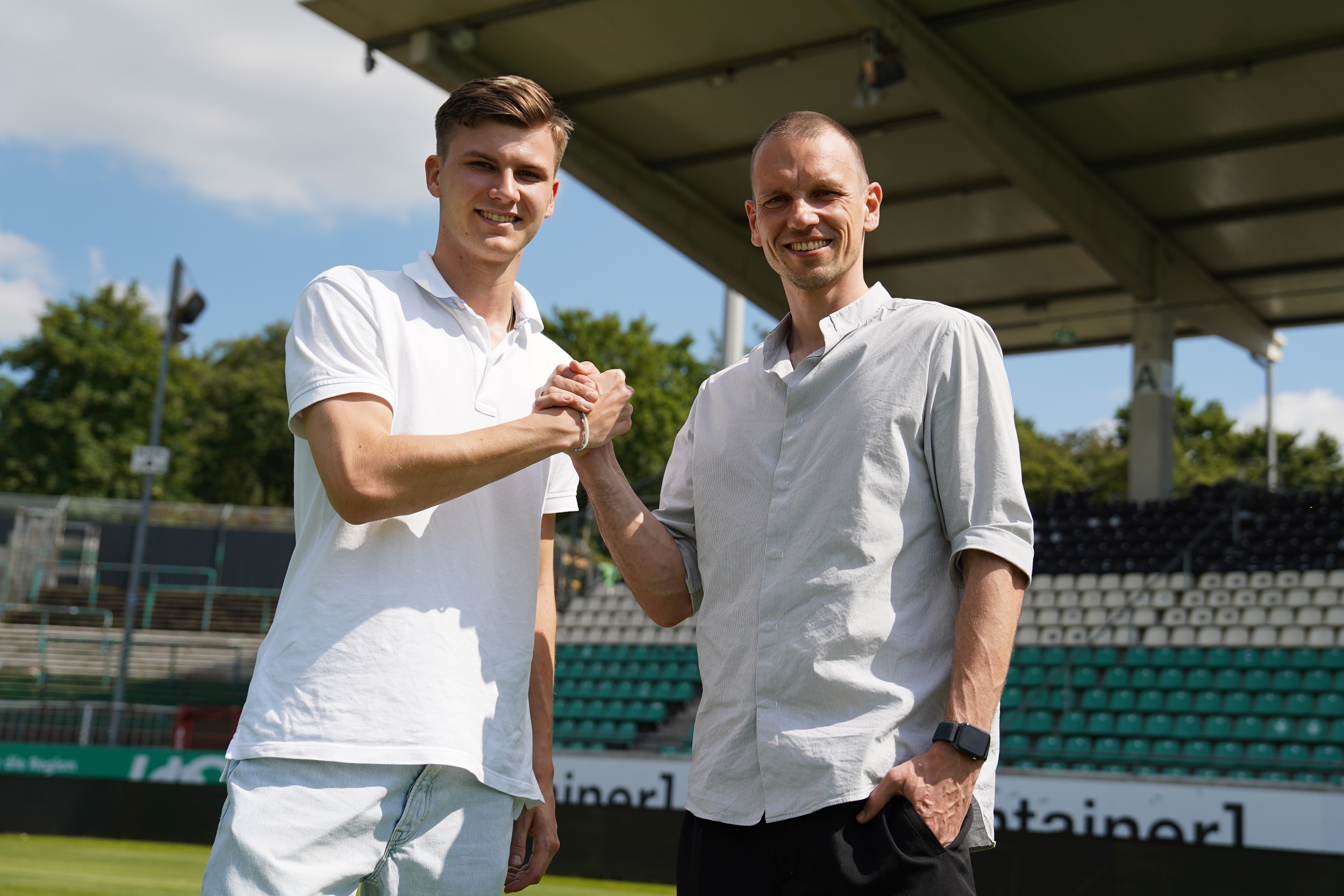 BVB-Talent Kirsch unterschreibt: Torwarttrio in Münster steht – liga2 ...