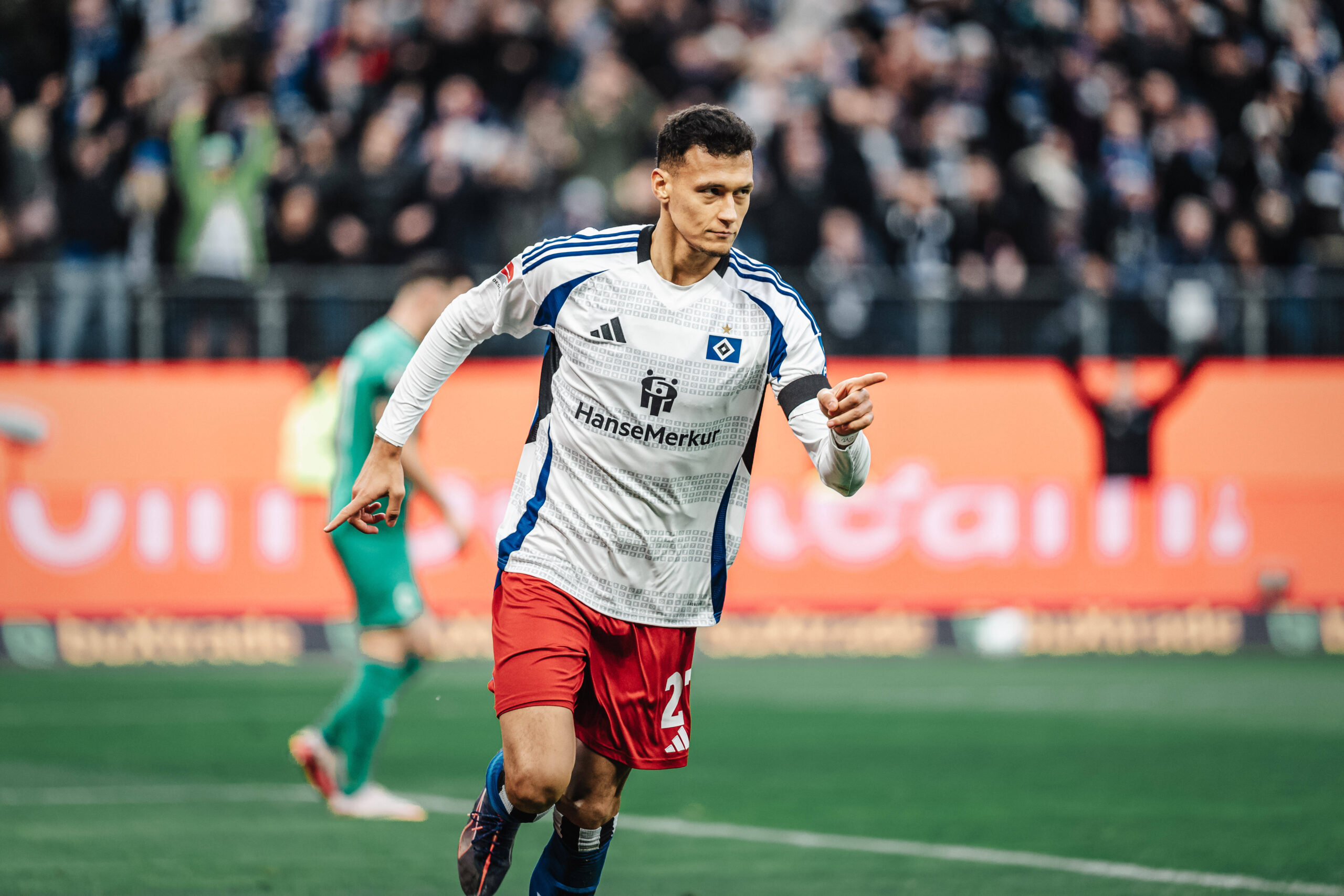 „Wartet etwas Großes auf dich“: Selke als Prophet für HSV-Youngster ...