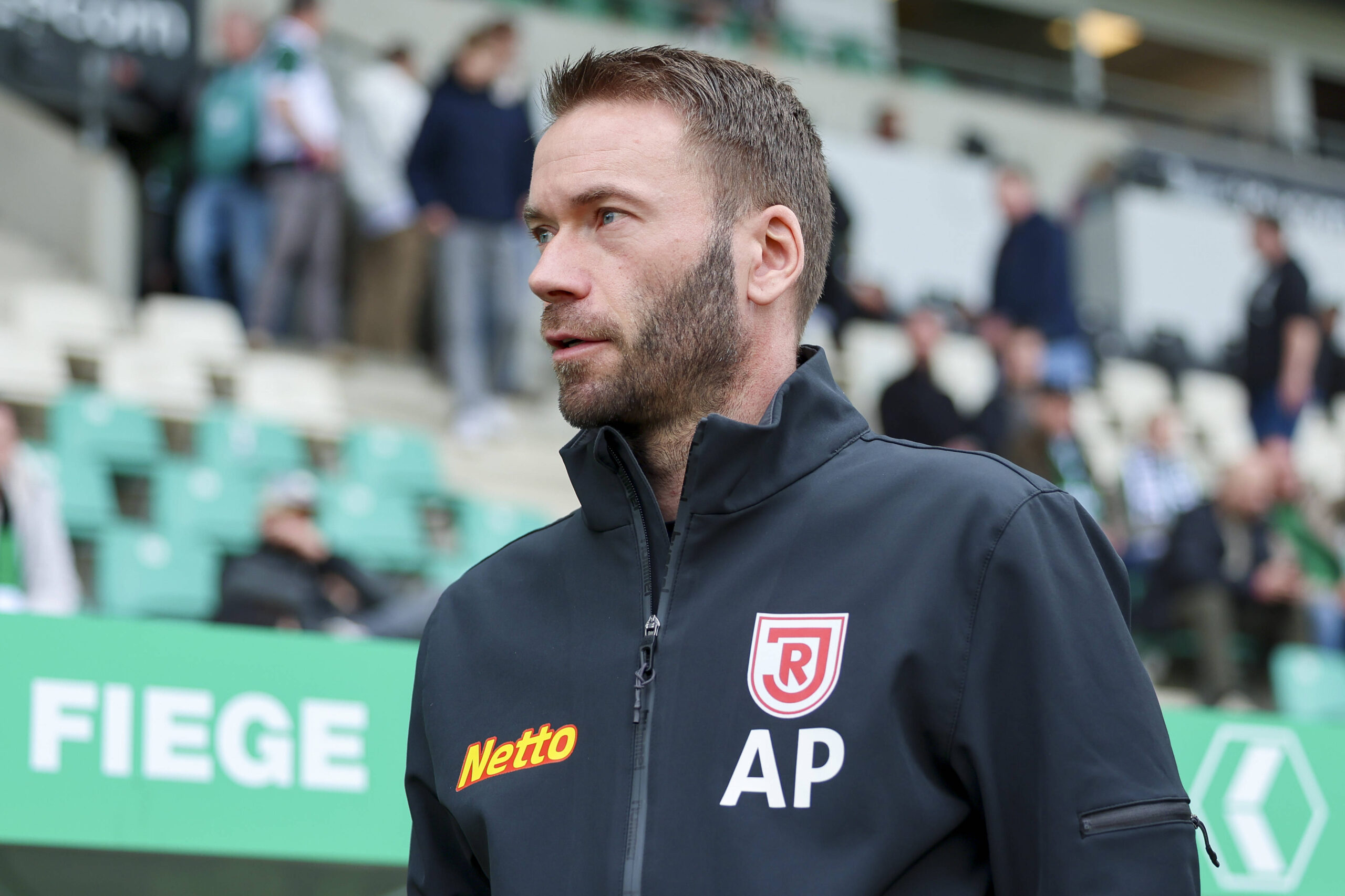 „Die Chance haben wir noch“: Patz will mit dem Jahn zurückschlagen ...