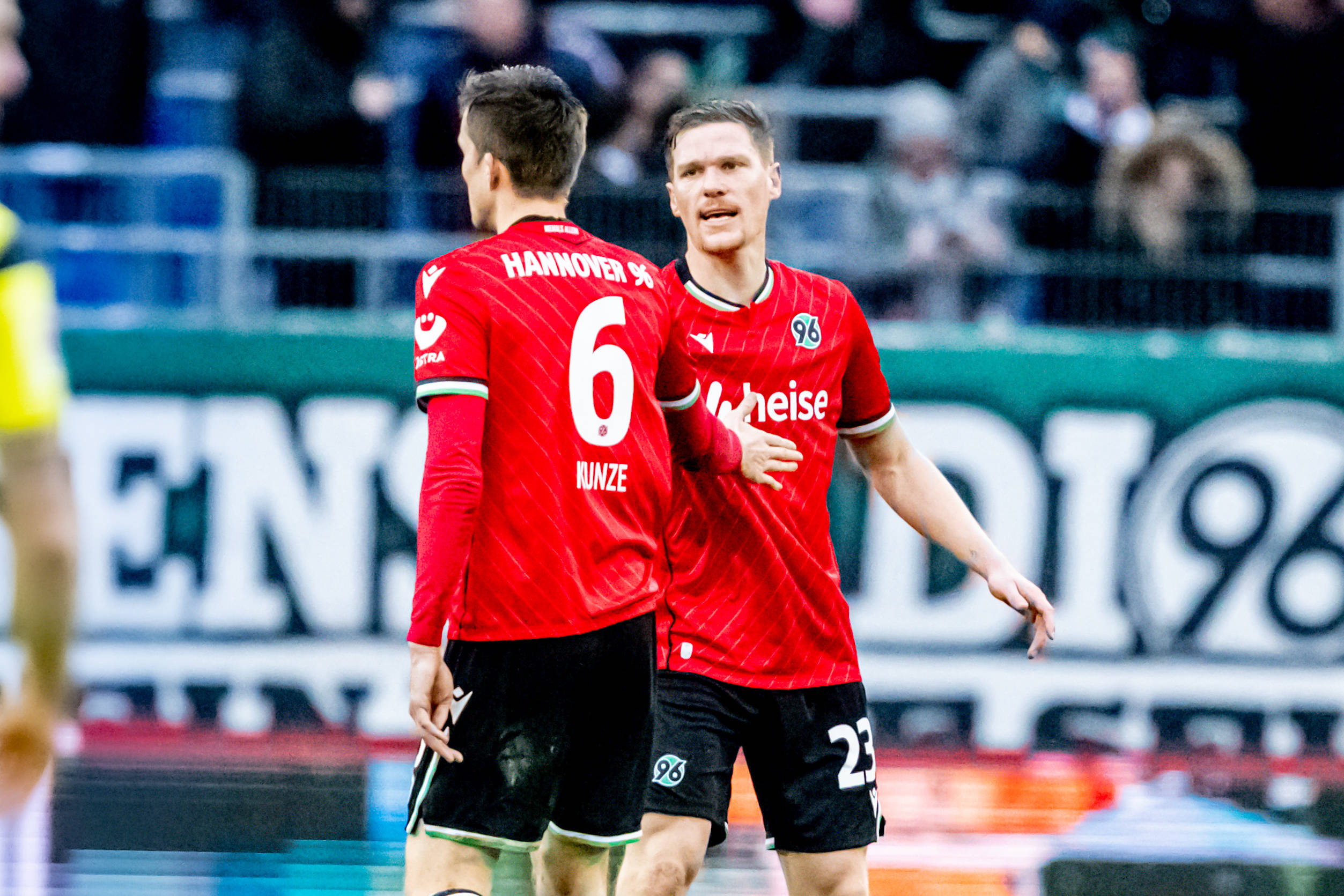 96: Abschied von Halstenberg? – Kunze vor Wechsel zum FCK – liga2-online.de