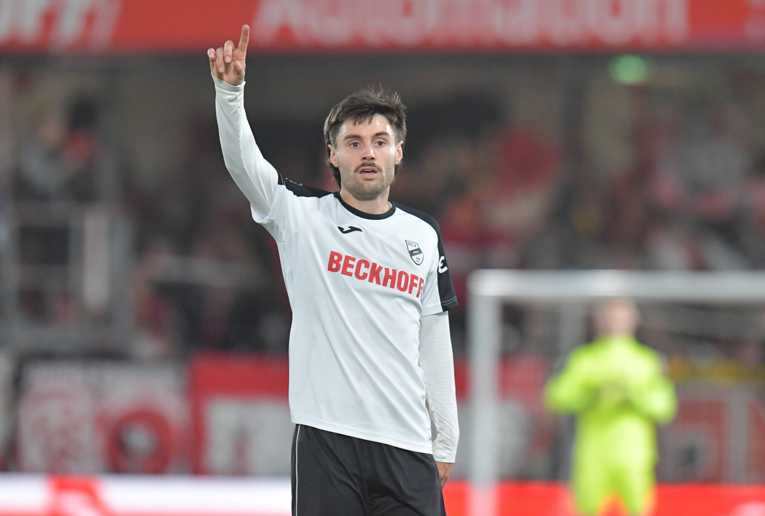 „Ein wahrer Teamplayer“: Tom Baack wechselt zum 1. FC Nürnberg – liga2 ...