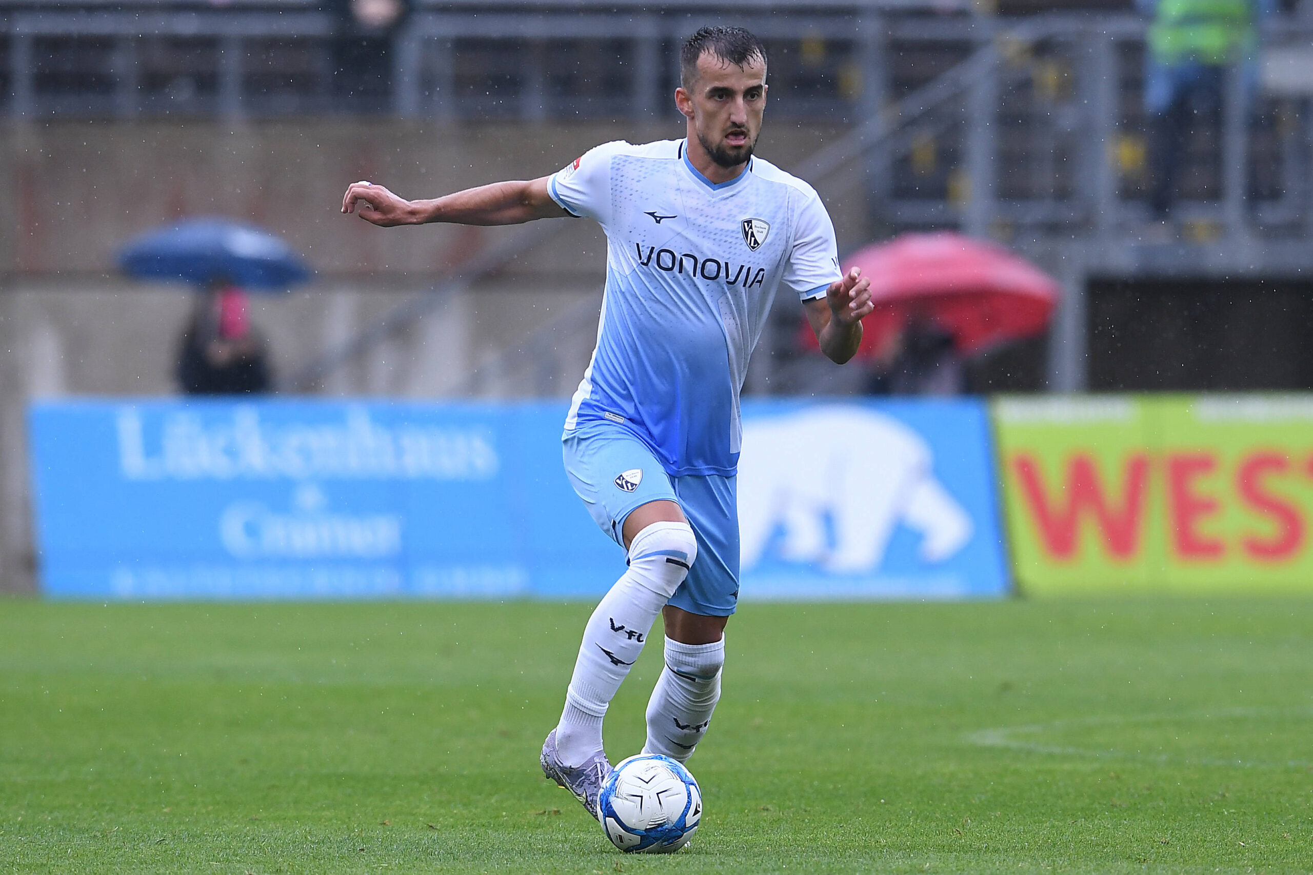 Nach Lungenkollaps: Masovic erstmals wieder im VfL-Training – liga2 ...